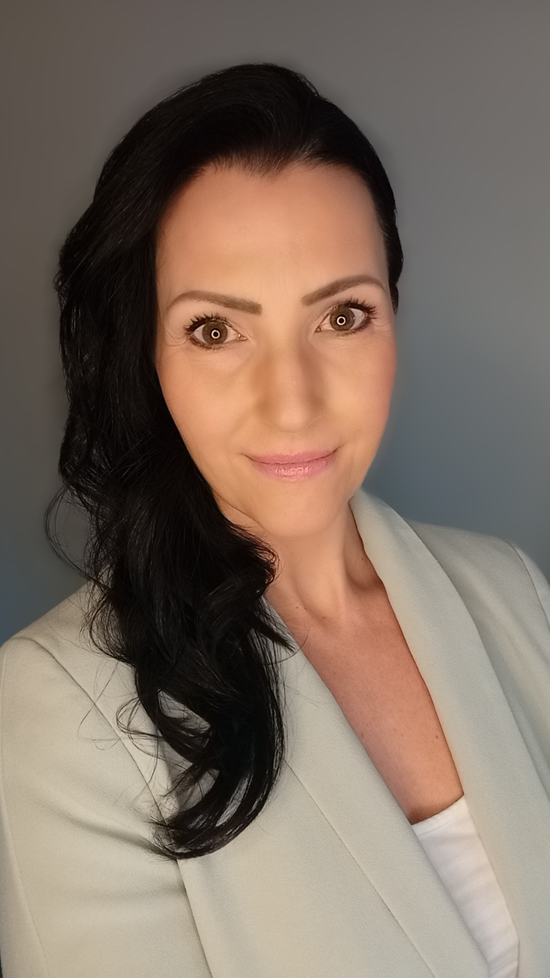 Party Prep For A #NOFILTER Glow in 2023